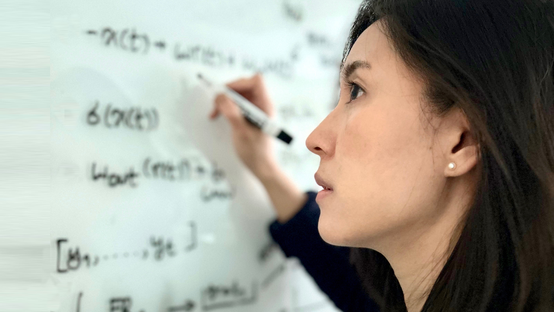 Harnessing Chaos: How the Brain Turns Randomness into Robust Memory | Columbia Engineering